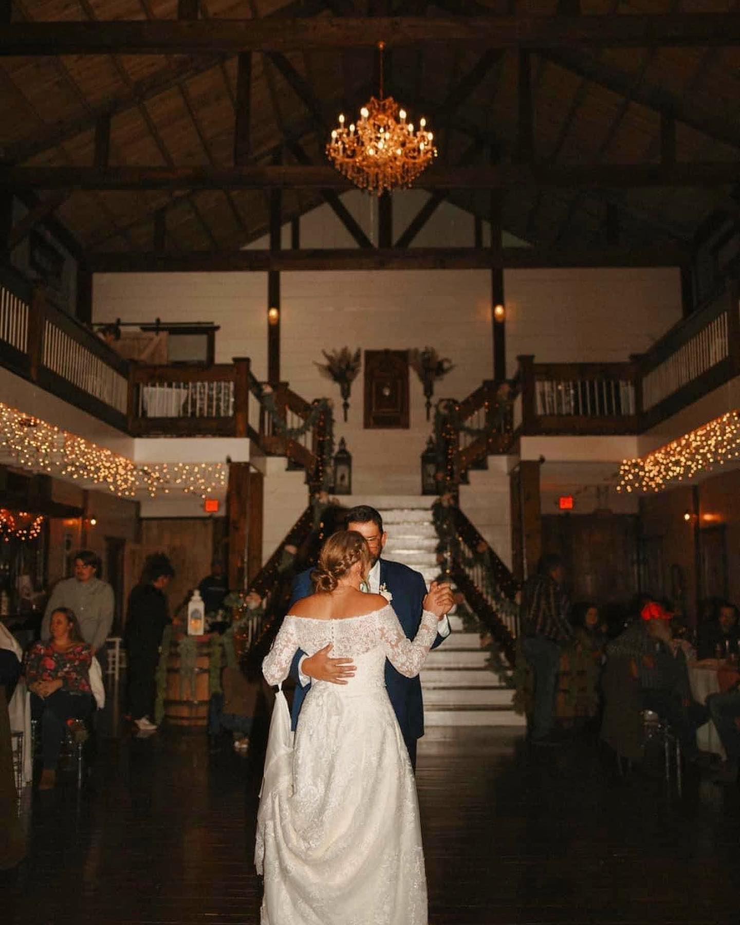 Weddings - Enchanted Valley Farm in Siloam Springs, AR
